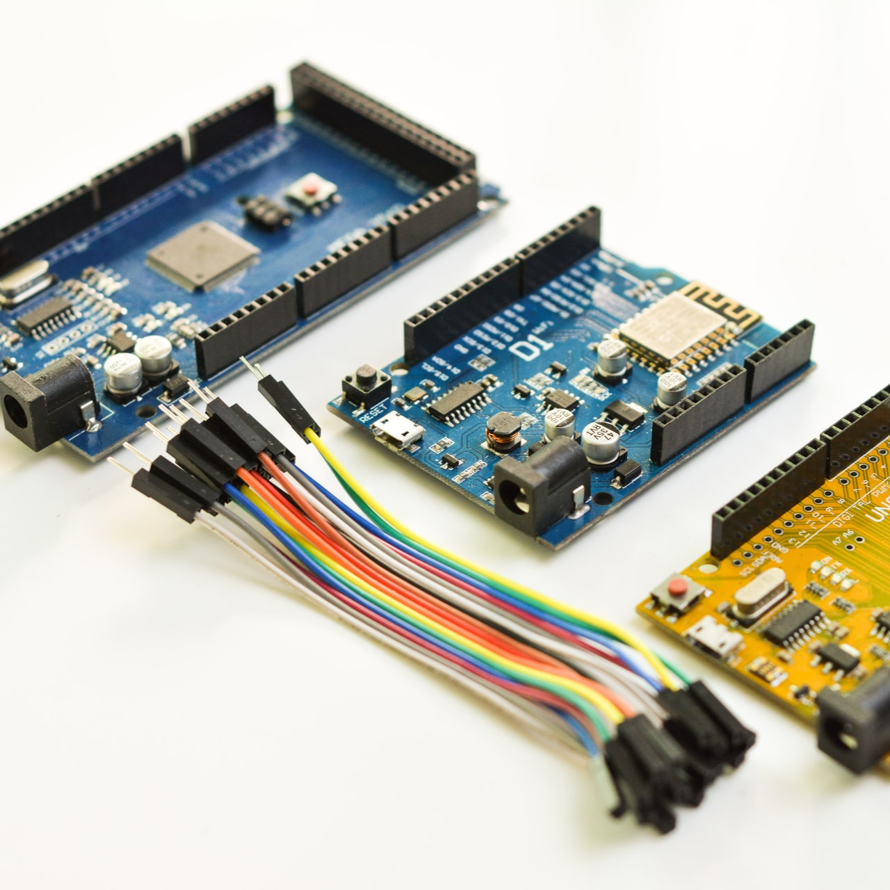 都城亿光EVERSTARS | 一级代理 | 台湾億光EVERLIGHT | 泰艺TAITIEN | 雄美WELLBUYING | 华润微CR MICRO